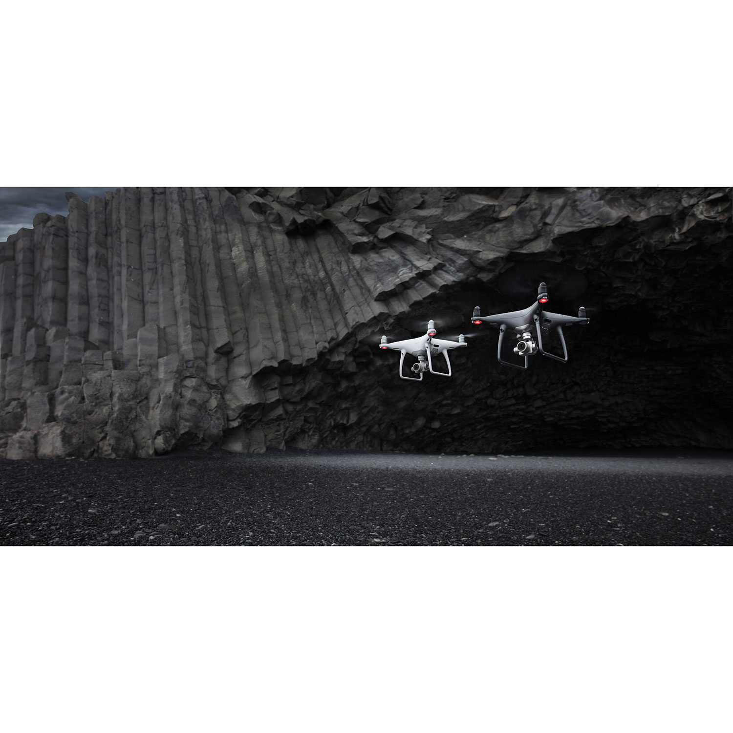 Phantom 4 Pro Obsidian drone + 2 extra accu's | CameraNU.nl