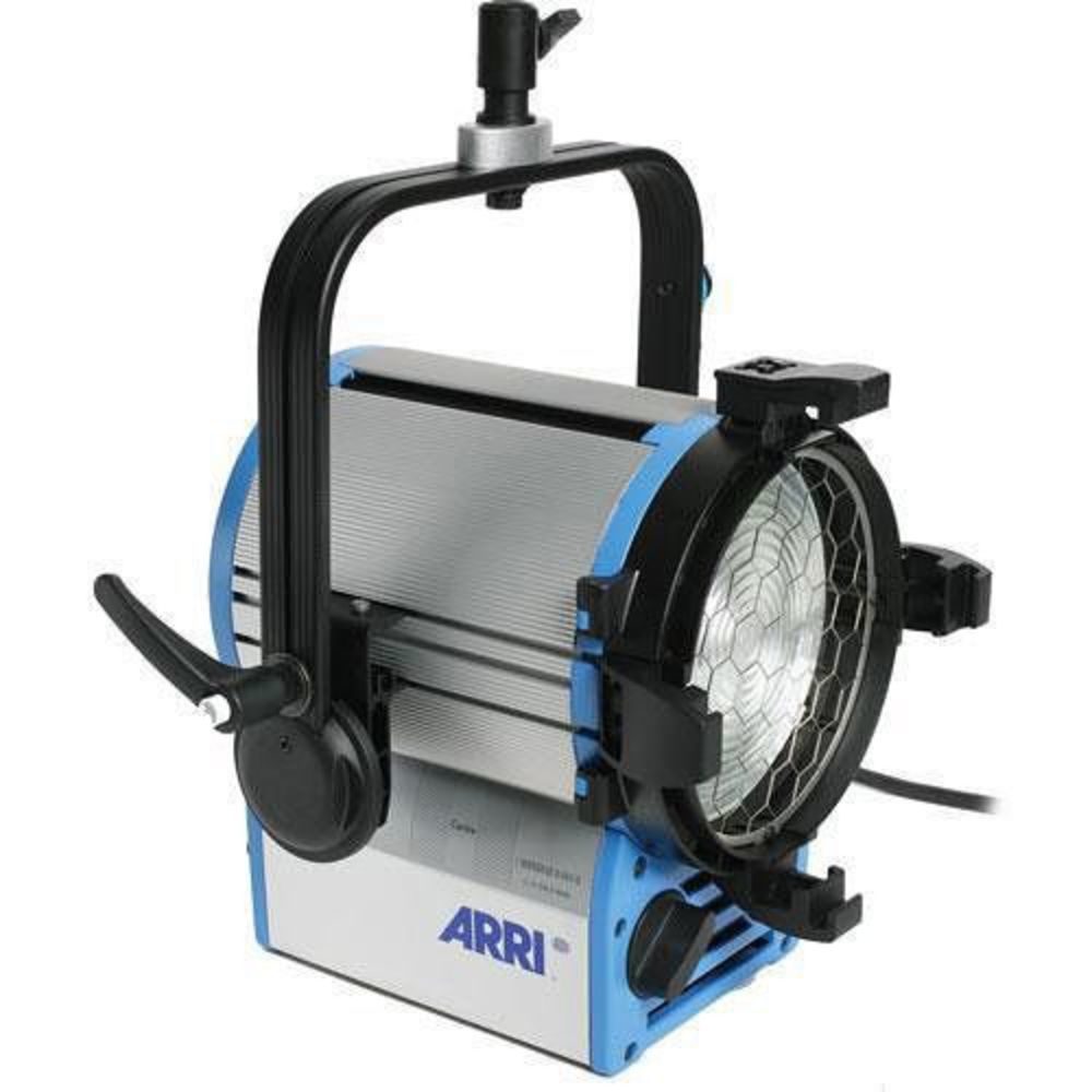 Arri T2 2000W Tungsten Fresnel light huren? | CameraNU.nl